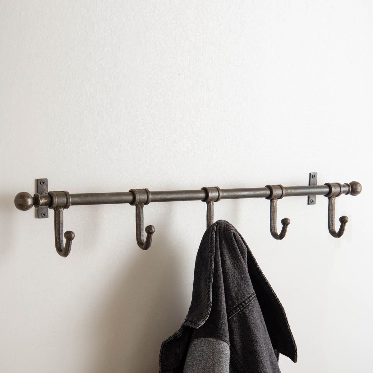 30" Natural black metal hook bar – Bombay Mercantile